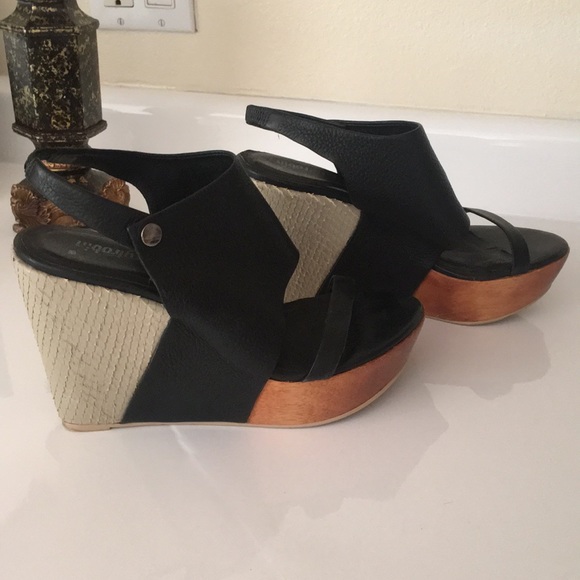 faryl robin | Shoes | Wedge Shoes | Poshmark